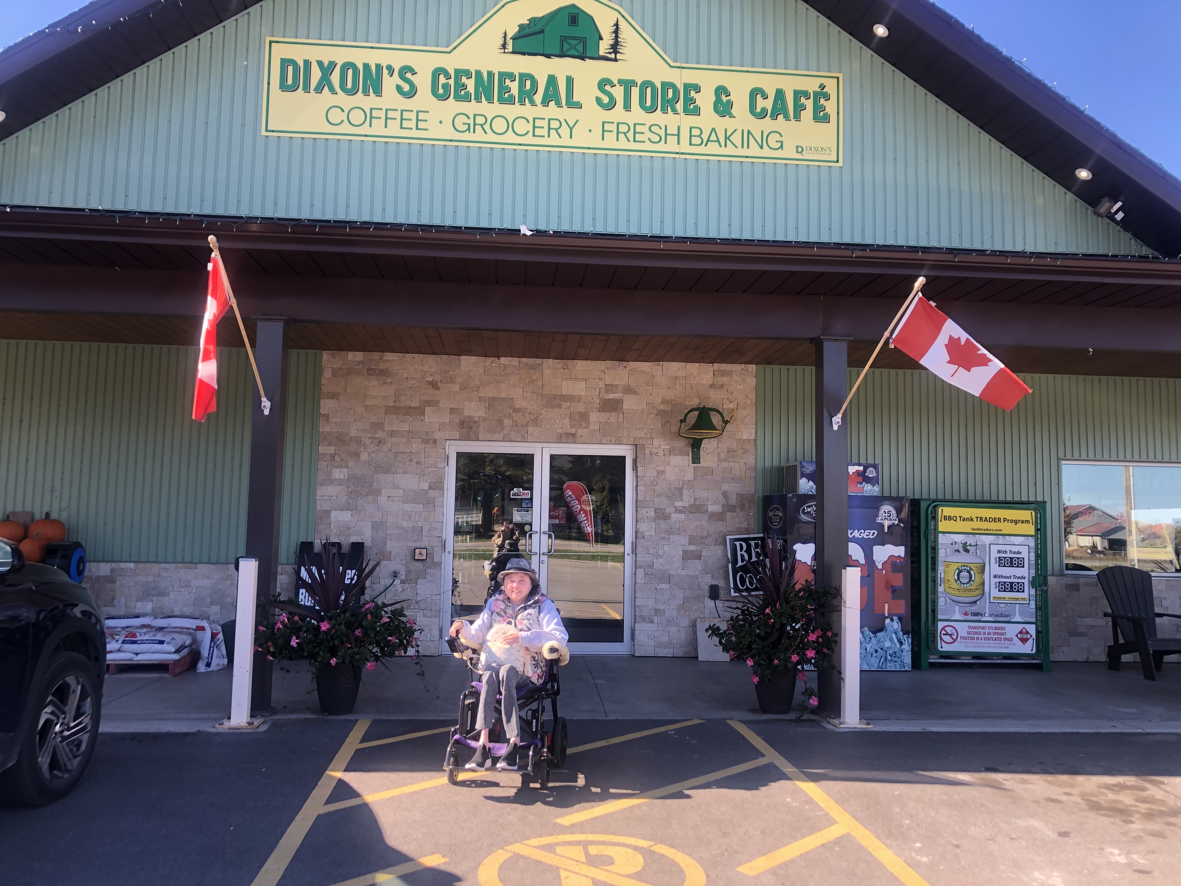Dixon’s General Store – Rolling with Sarah